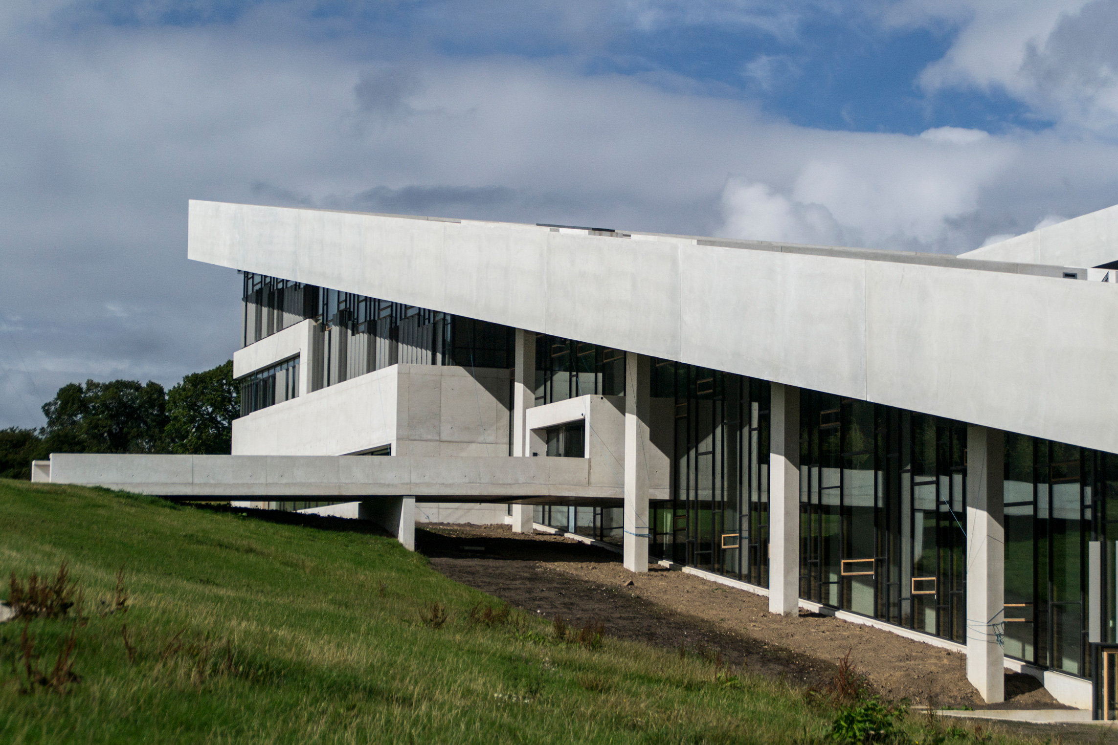 Naturally ventilated buildings | Learn more here